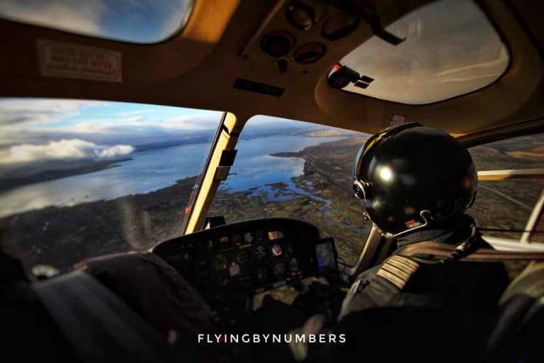 Airline pilot dress code | flyingbynumbers.com