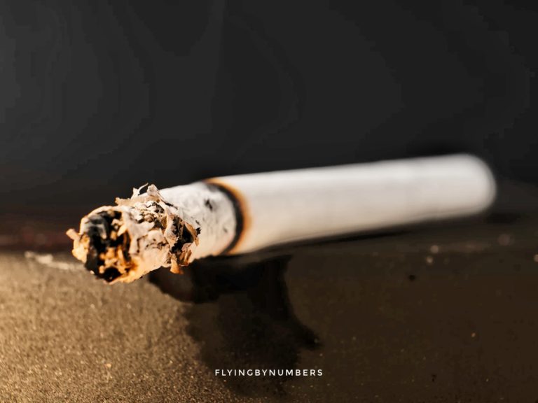 Smoking in the Cockpit: Can Pilots Smoke on Planes? | flyingbynumbers.com